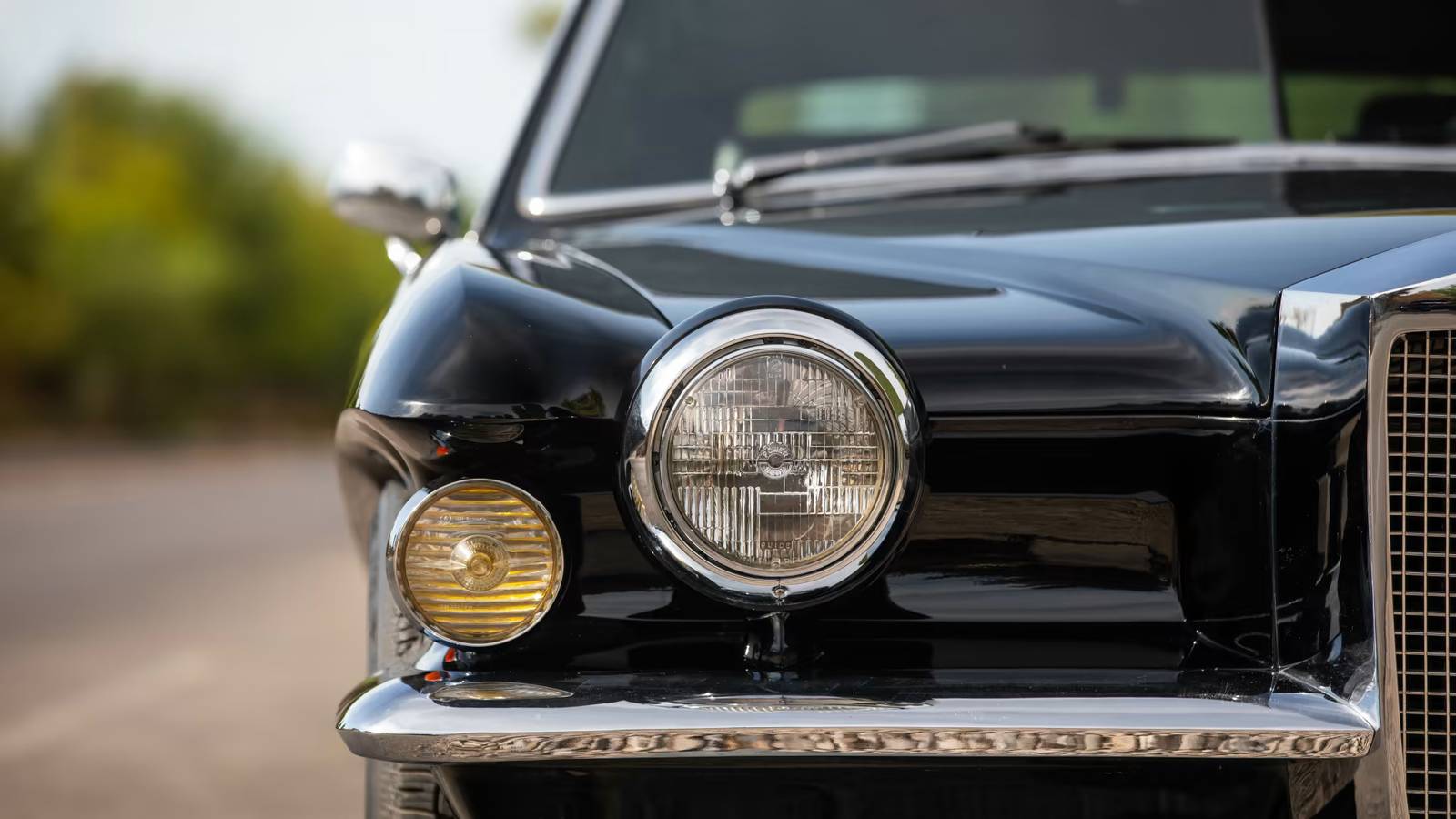The Stutz Blackhawk Was The World's Most Expensive Car In 1971