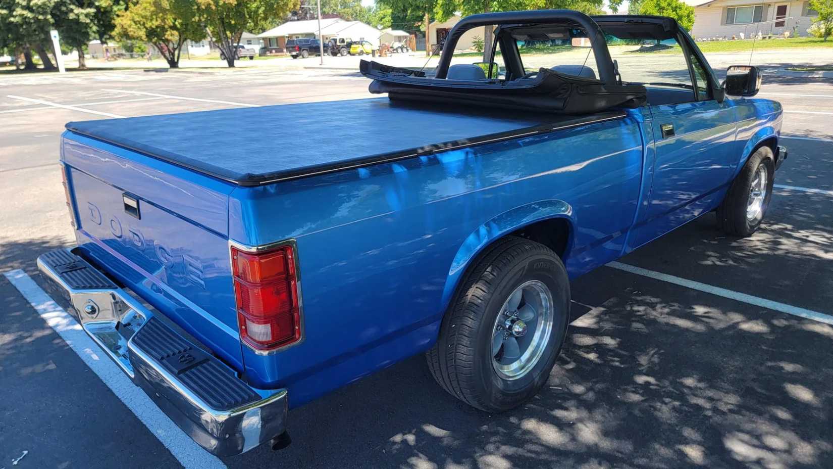 The Rise and Fall of the Dodge Dakota Convertible: A 90s Pickup Truck Flop