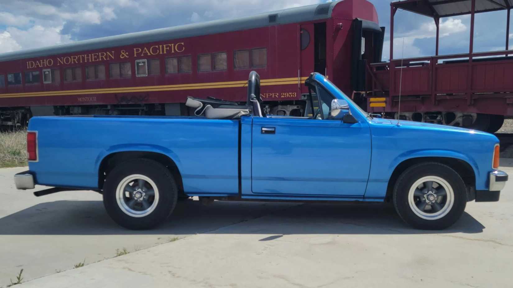 The Rise and Fall of the Dodge Dakota Convertible: A 90s Pickup Truck Flop