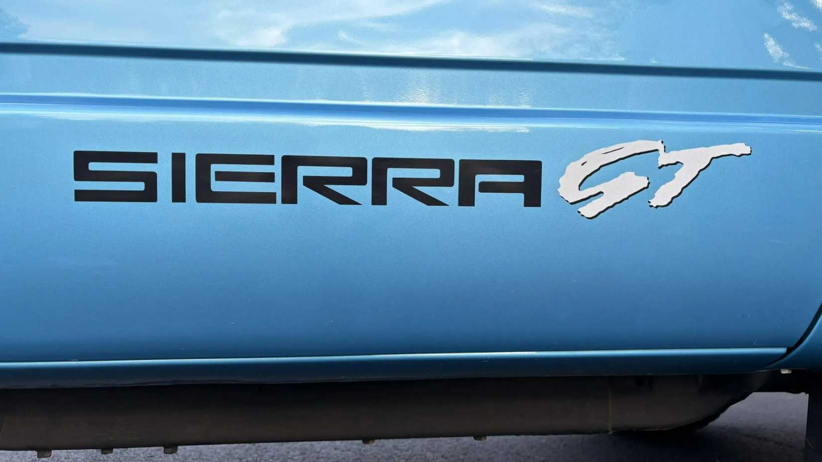 The GMC Sierra GT Is A Forgotten Muscle Truck From The 1990s