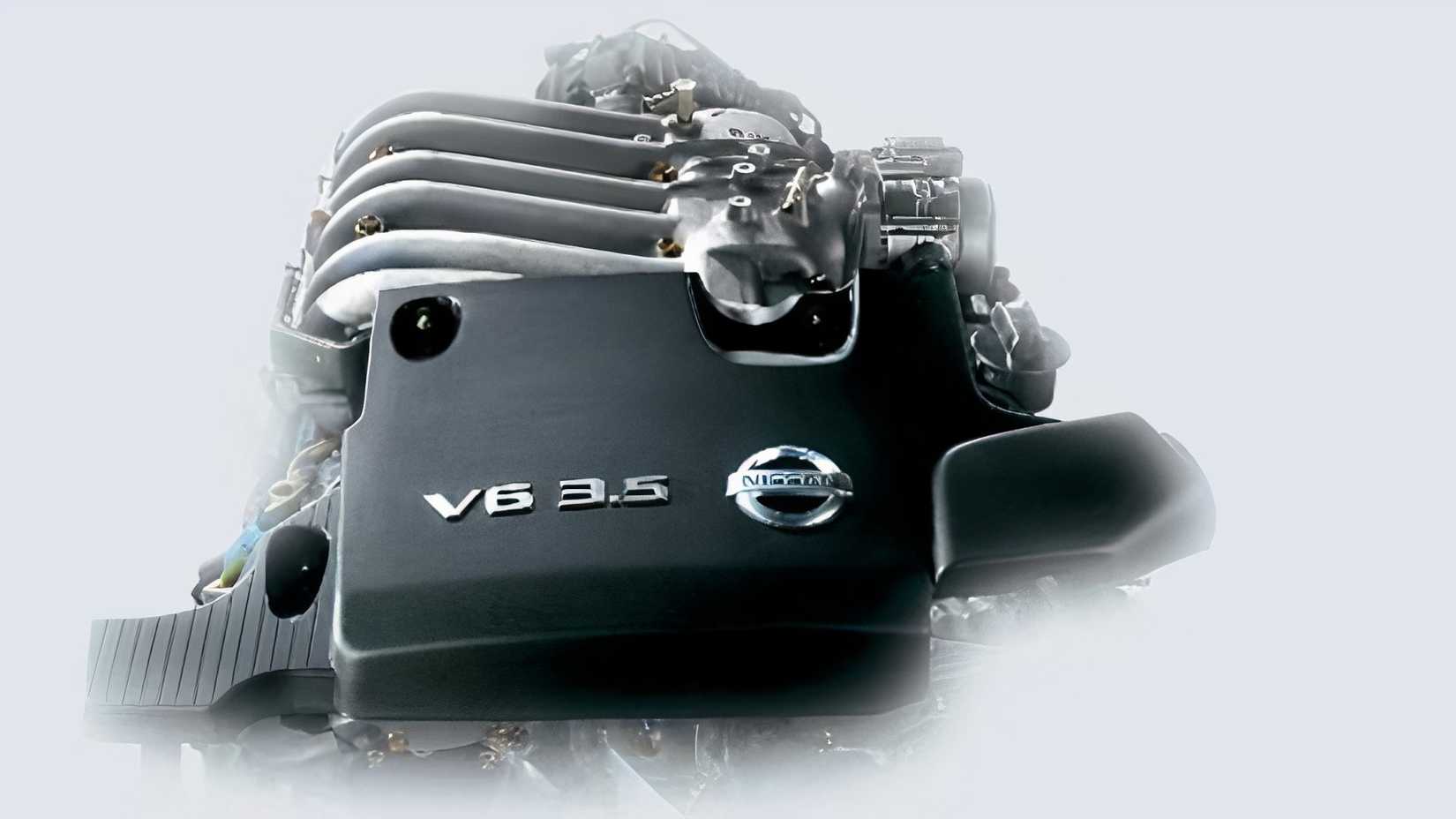 Nissan Elgrand: The RWD Minivan with a 350Z V6 Engine