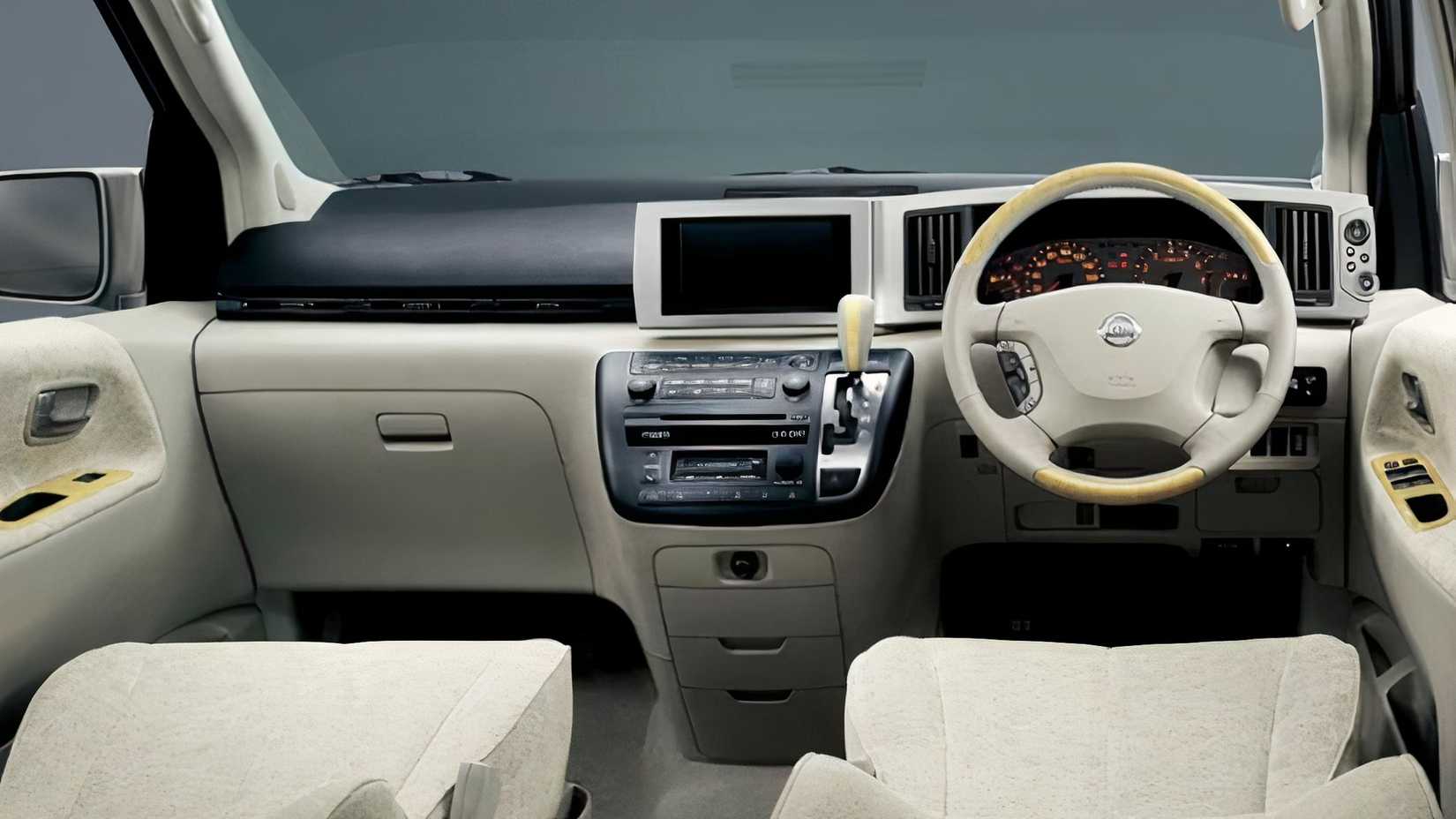 Nissan Elgrand: The RWD Minivan with a 350Z V6 Engine