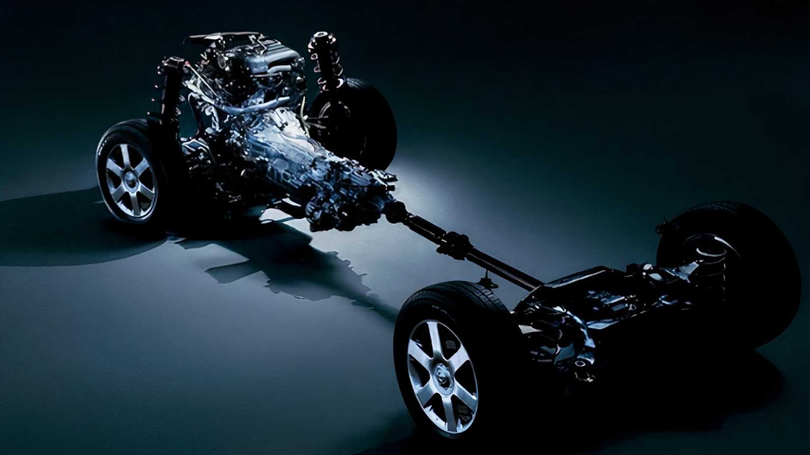 Nissan Elgrand: The RWD Minivan with a 350Z V6 Engine