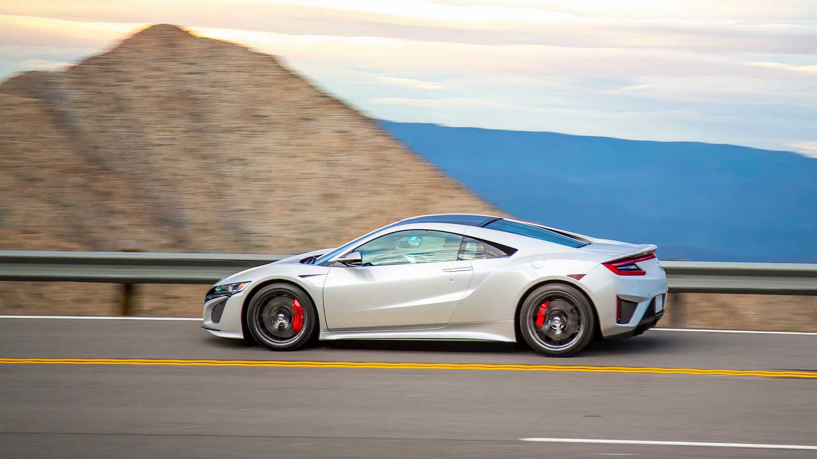 Acura NSX: Iconic First Gen Outshines Disappointing Hybrid Successor