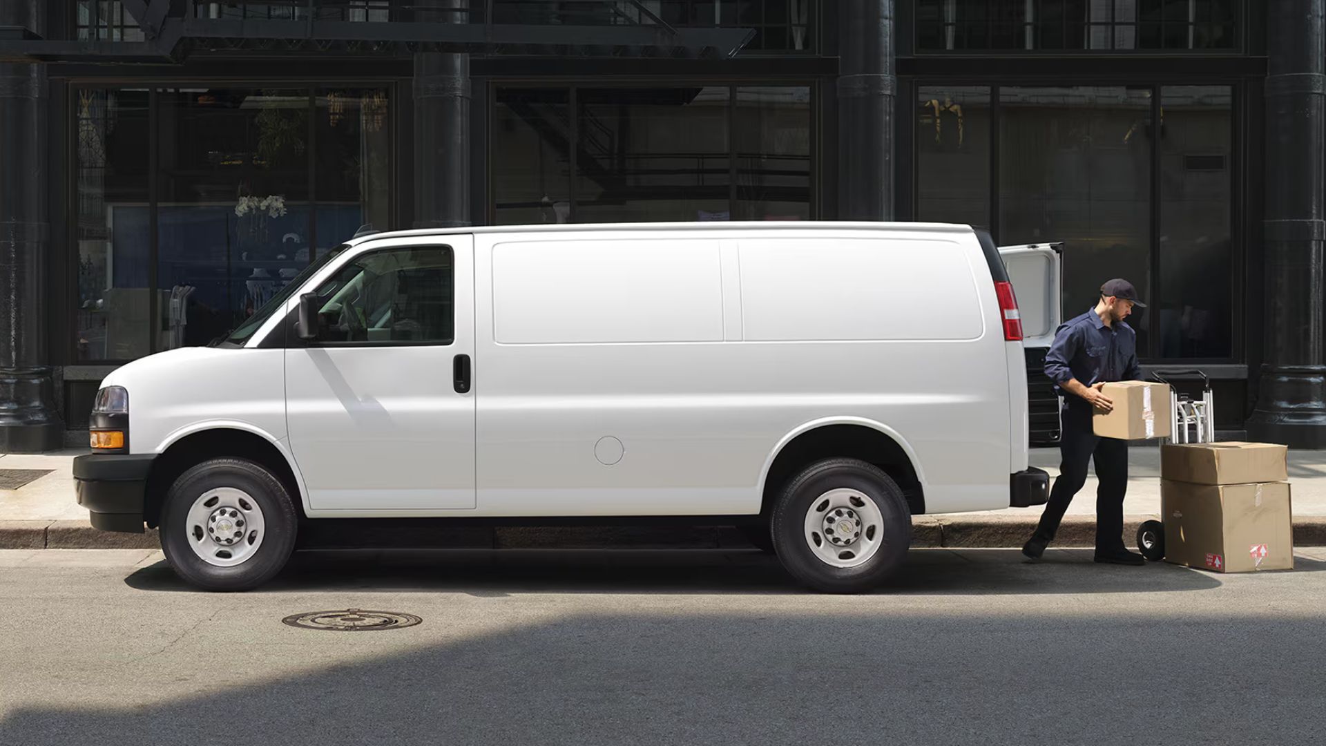 2025 Chevrolet Express Pricing, Photos & Specs