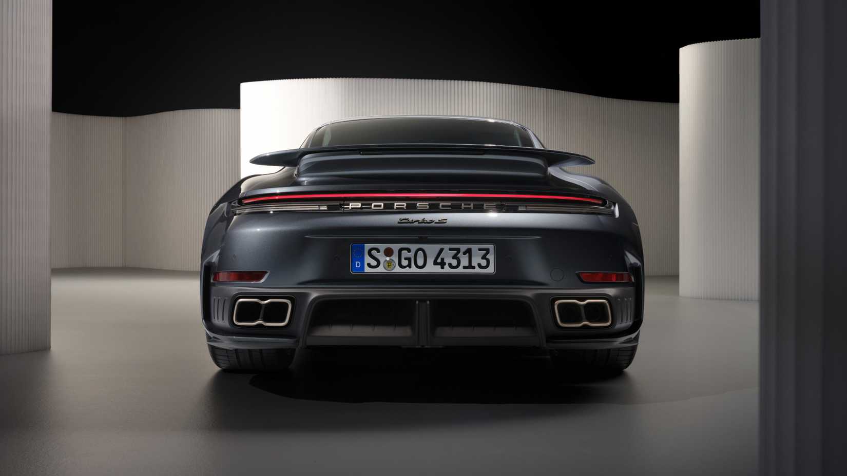 992.2 Porsche 911 Turbo S Unveiled With Hybrid Powertrain And 700 HP