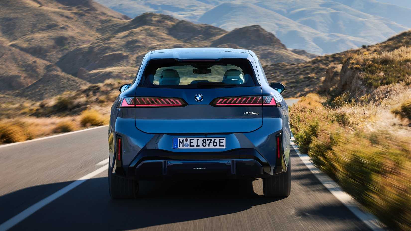 2027 BMW iX3 Debuts With 400-Mile Range And Groundbreaking Specs