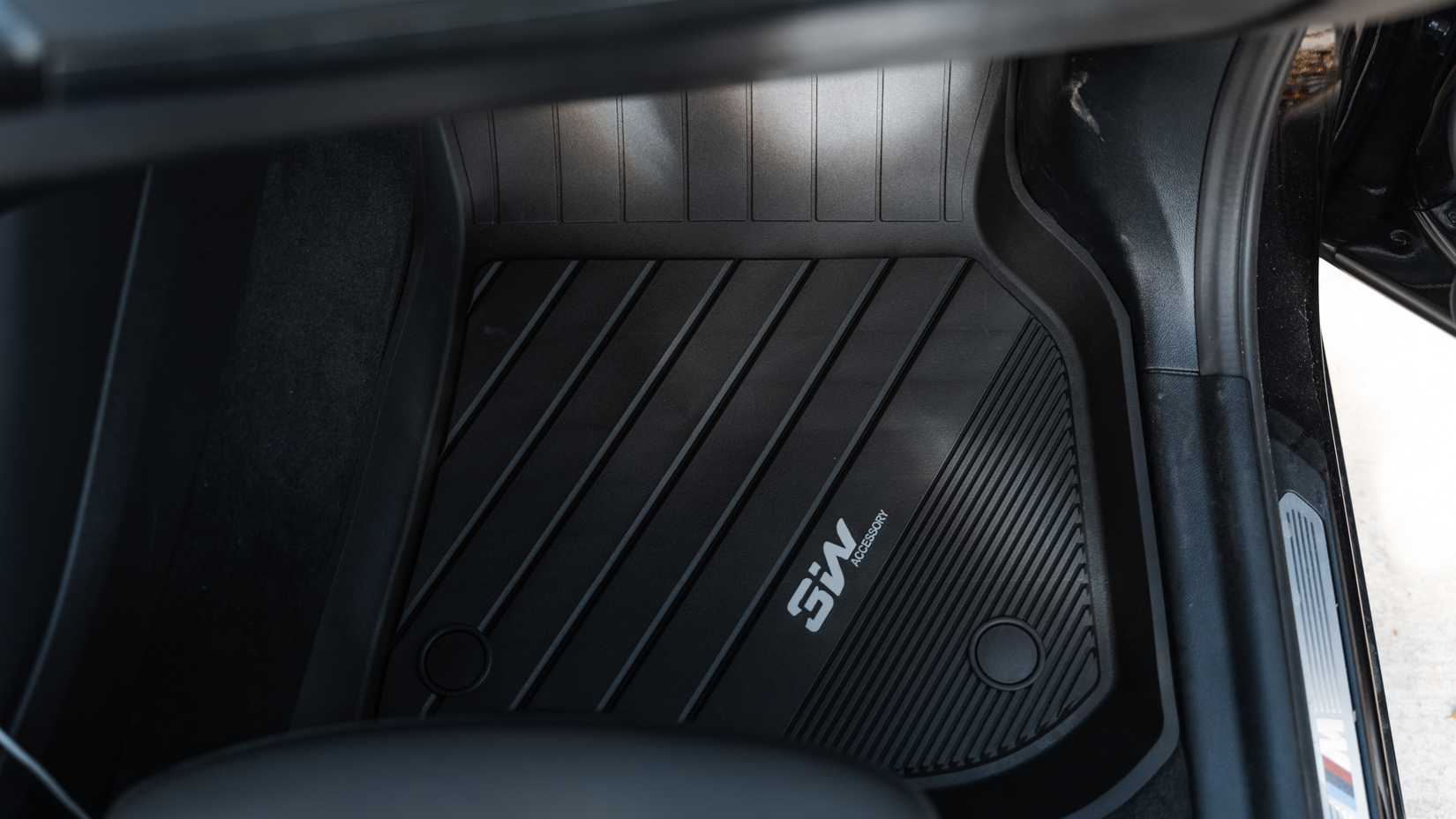 Car Accessories That Actually Last A Lifetime Are More Accessible Than Ever