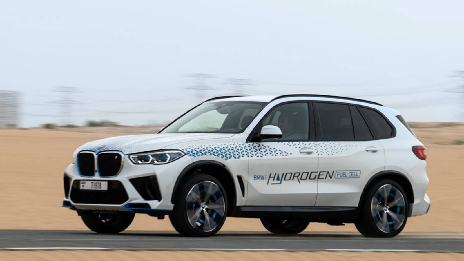 BMW's New Hydrogen Fuel Cell Will See Mainstream Use In 2028.