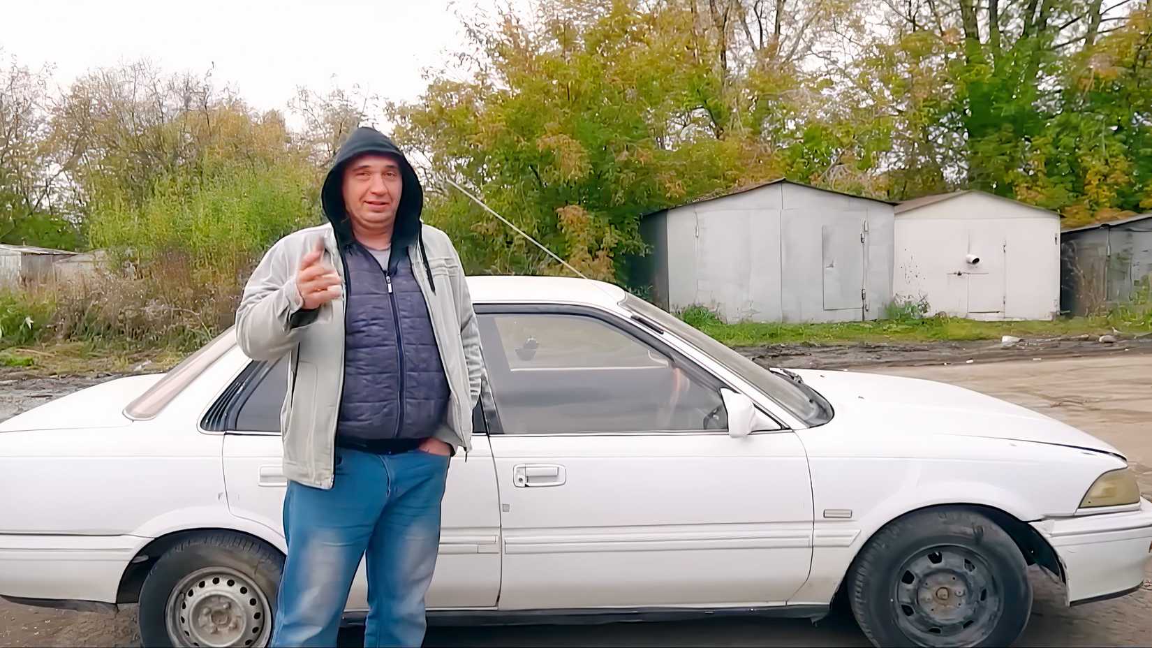 Here's What Happens If You Shift Into Reverse While Driving Forward