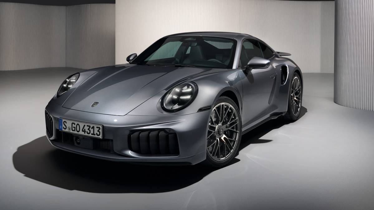 2026 Porsche 911 Turbo Pricing, Photos & Specs