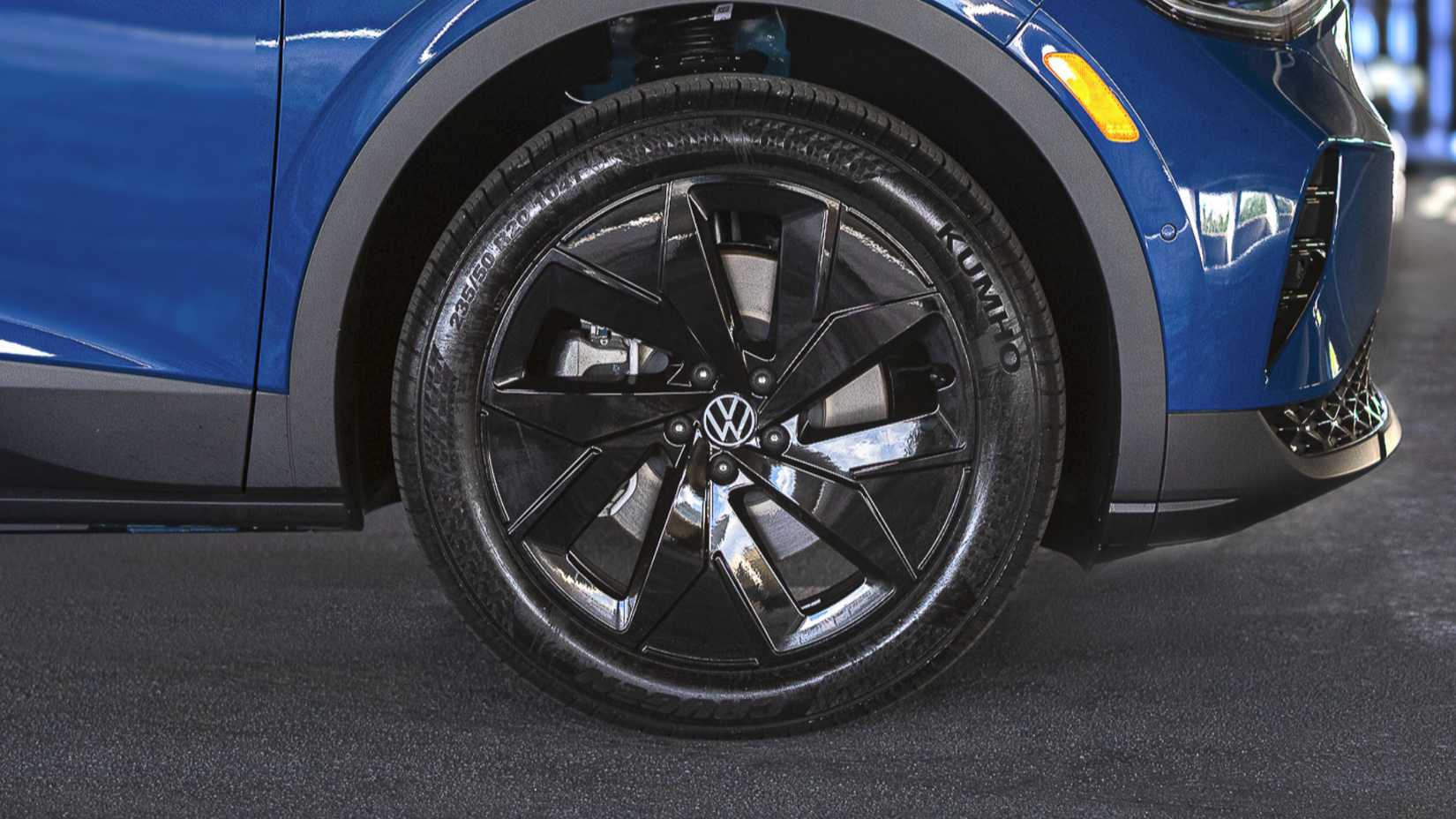 Volkswagen ID.4 Gets Black Trim To Jump Start Dismal Sales