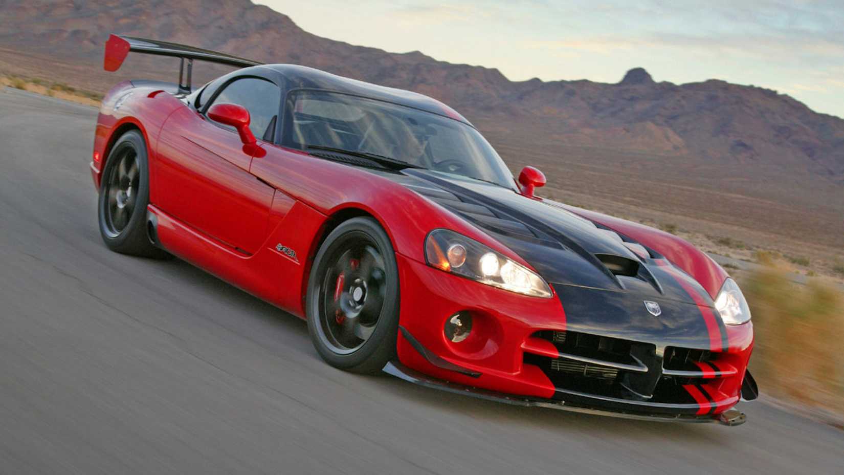 The Dodge Viper Was The Fastest American Car Around The Nürburgring ...