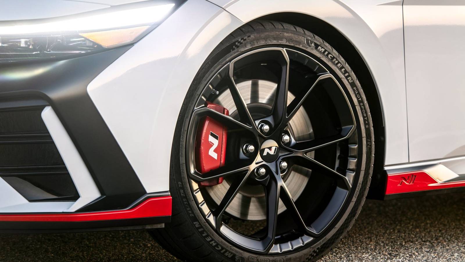 The Hyundai Elantra N Has An Attractive Lease Deal For $464 Per Month