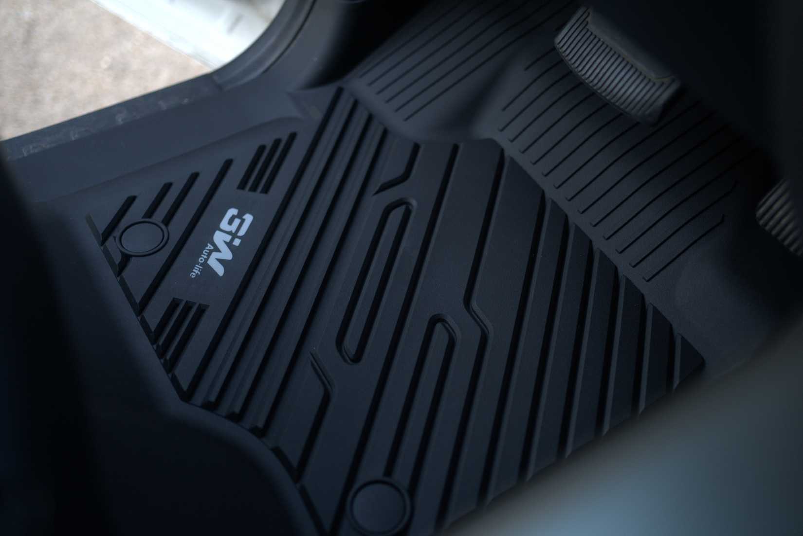 Car Accessories That Actually Last A Lifetime Are More Accessible Than Ever
