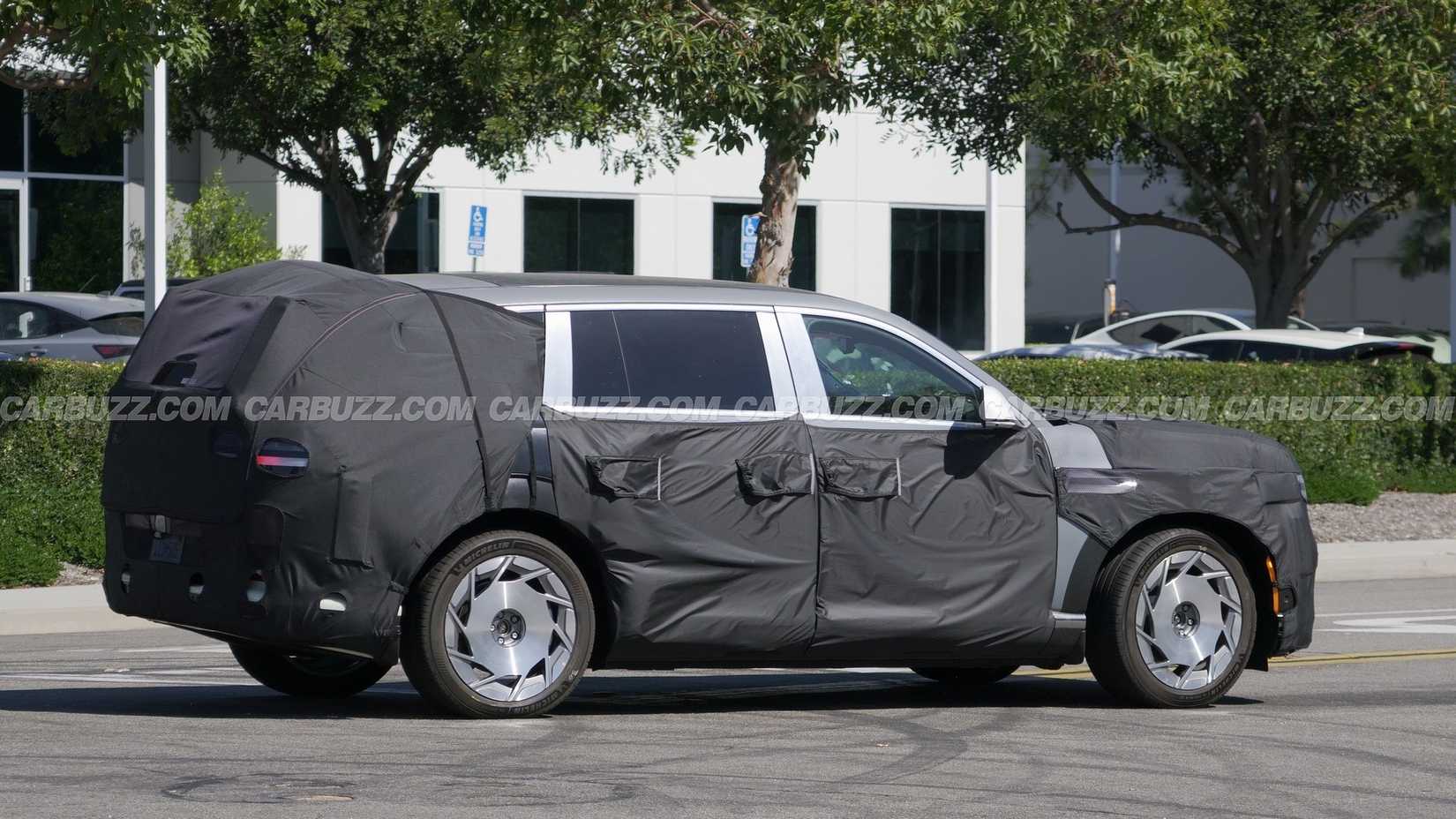 Genesis GV90 Spied Showing Its Rear-Opening Coach Doors