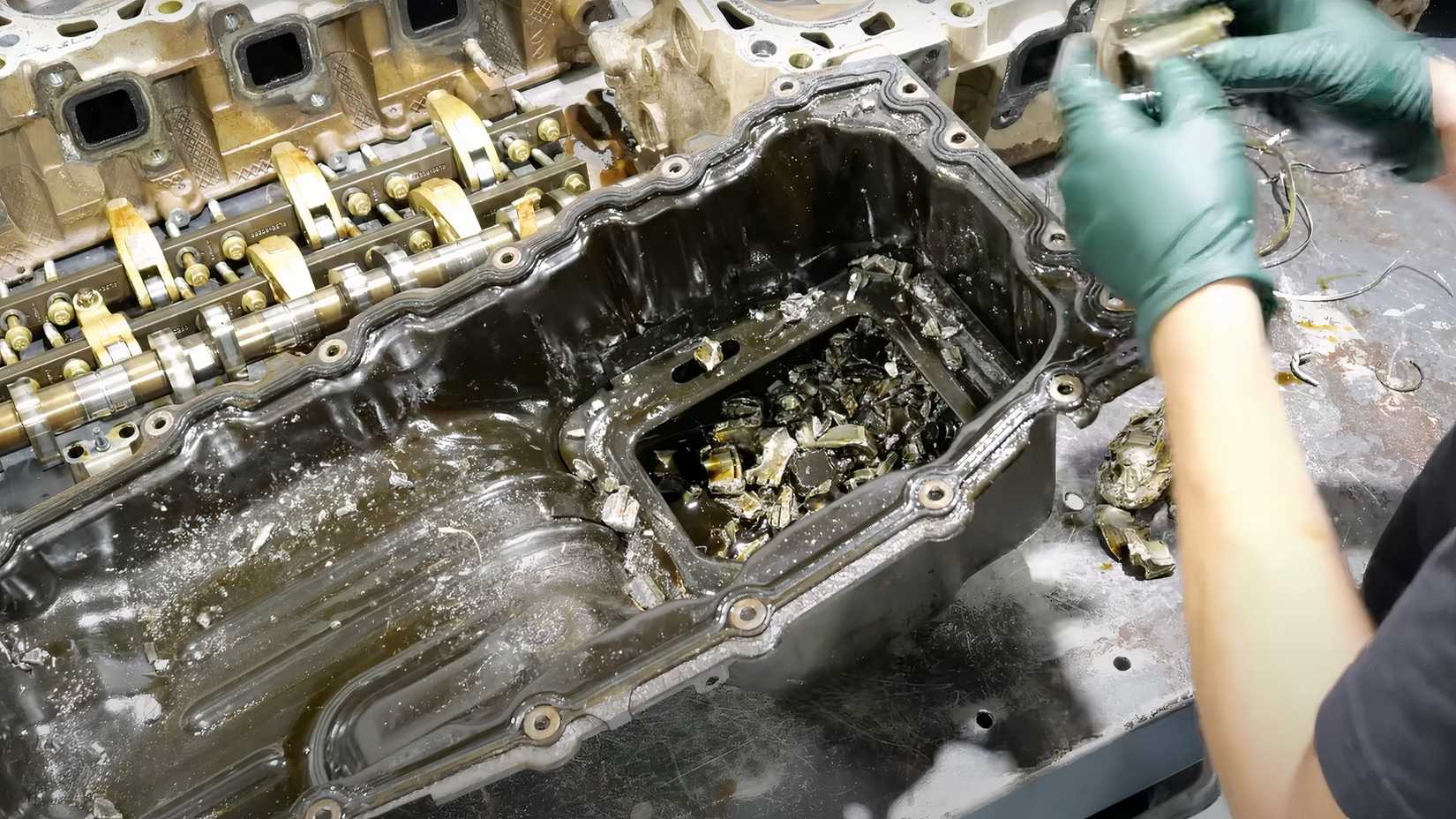 Ford 6.2-Liter V8 Engine Teardown Shows Massive Failure Due To Neglect