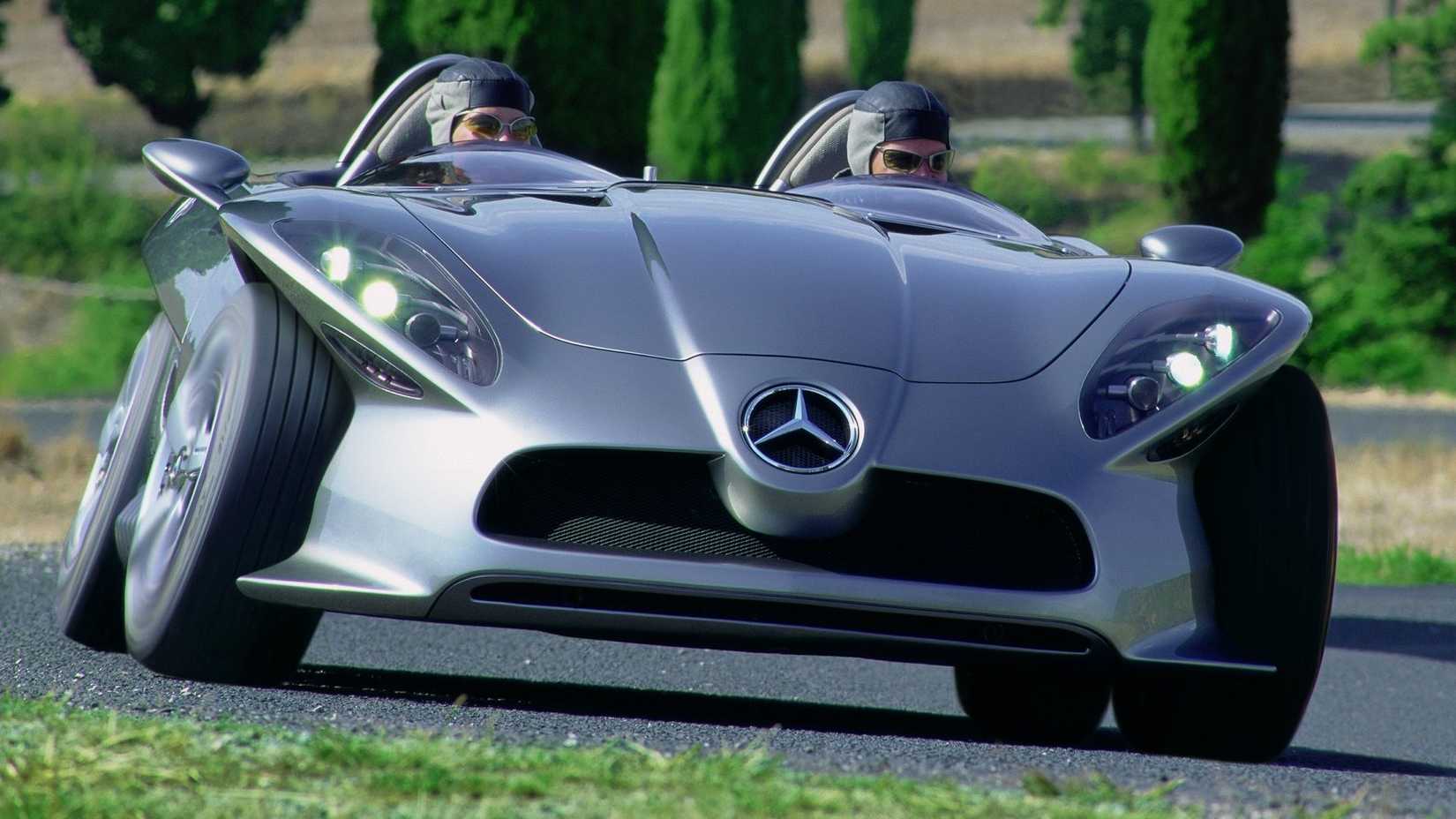 Mercedes-Benz F400 Carving: Weird Concept with Pioneering Technology