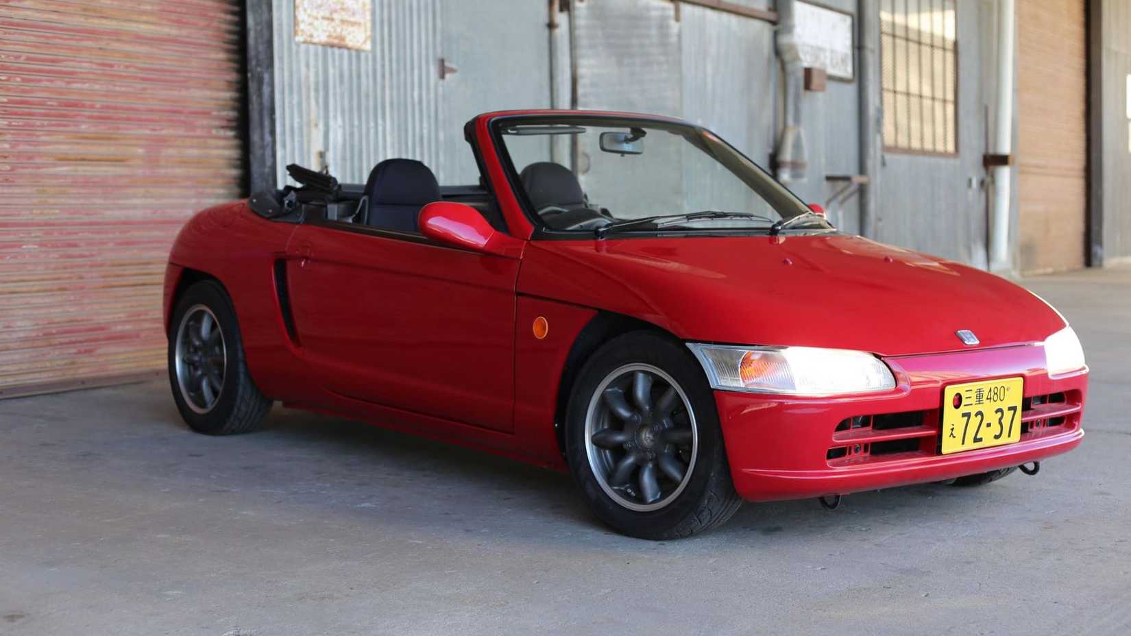 The Honda Beat Roadster Is Like A Pint-Sized NSX For $10,000