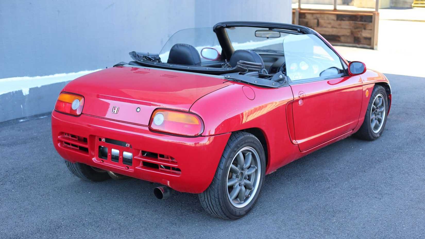 The Honda Beat Roadster Is Like A Pint-Sized NSX For $10,000