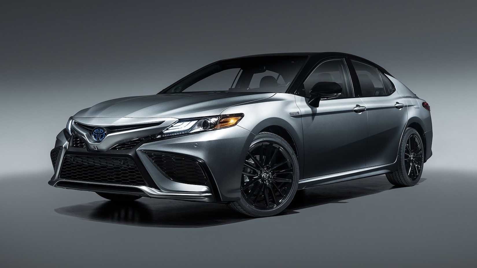 This Sporting Camry Was The Final FWD V6-Powered Sports Sedan
