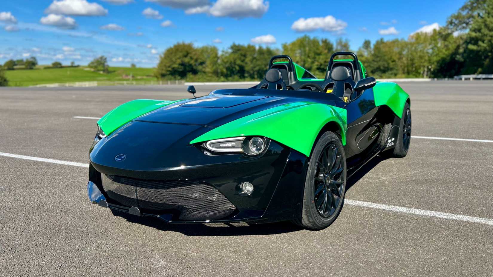 UK-Based Zenos Cars Makes Surprise Return With Upgraded E10 Sports Car
