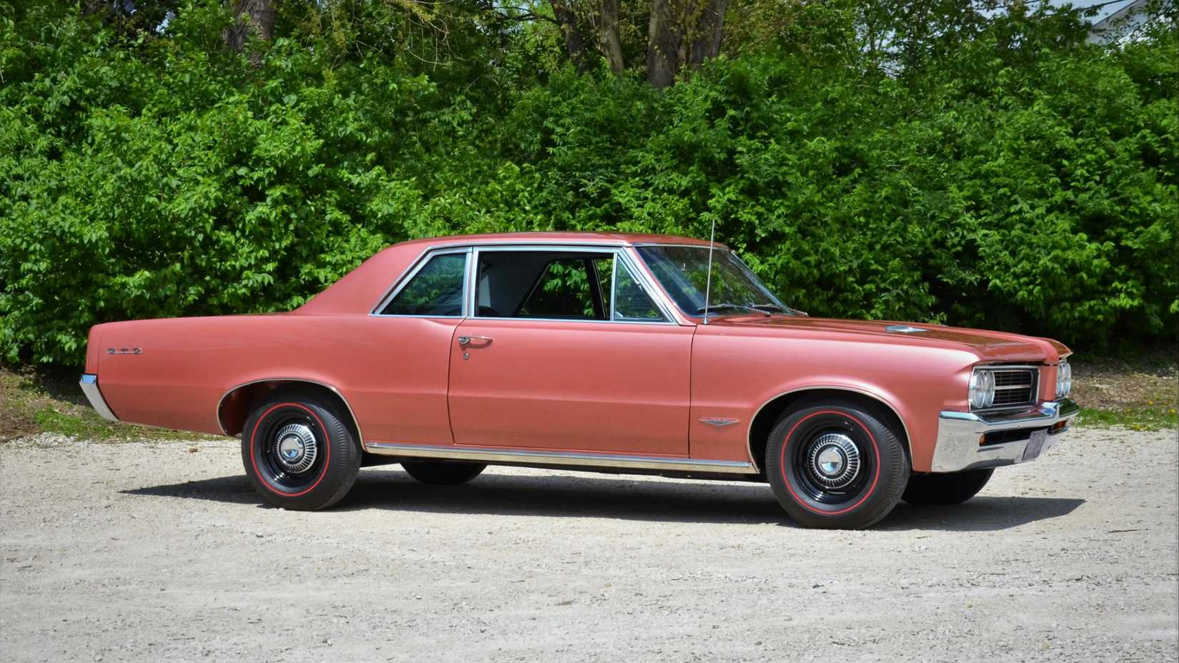 The 1964 Pontiac GTO Created The 1960s Supercar War