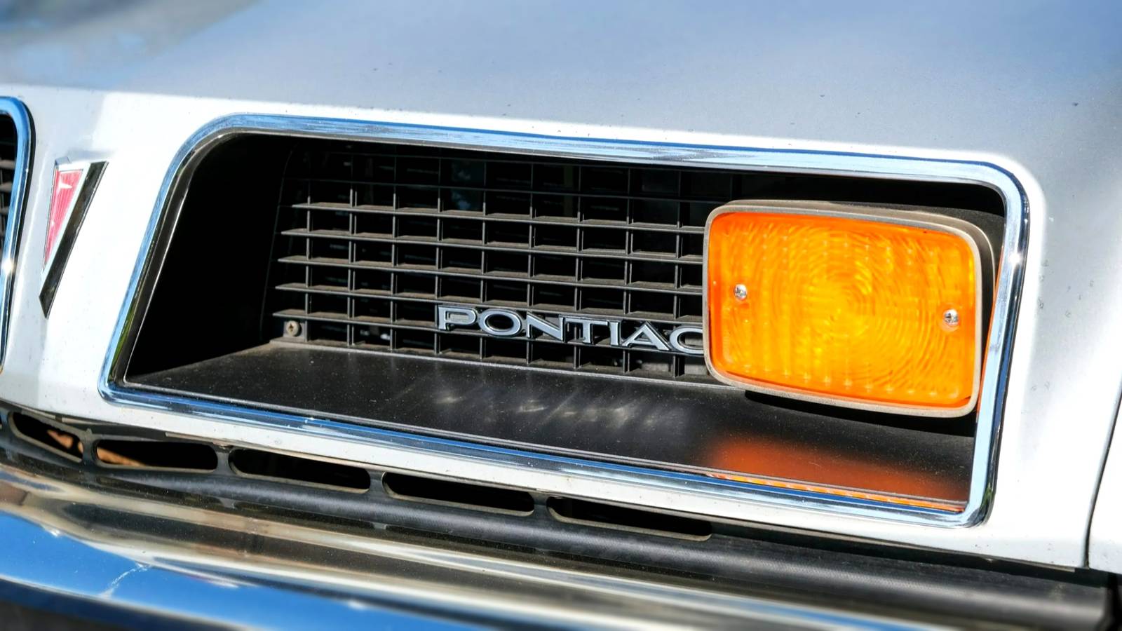 The 1975 Pontiac Astre Li'L Wide Track Was An Unsuccessful Attempt ...