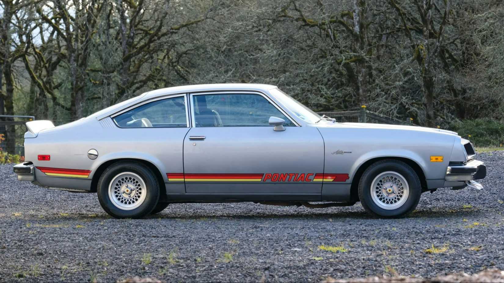 The 1975 Pontiac Astre Li'L Wide Track Was An Unsuccessful Attempt ...