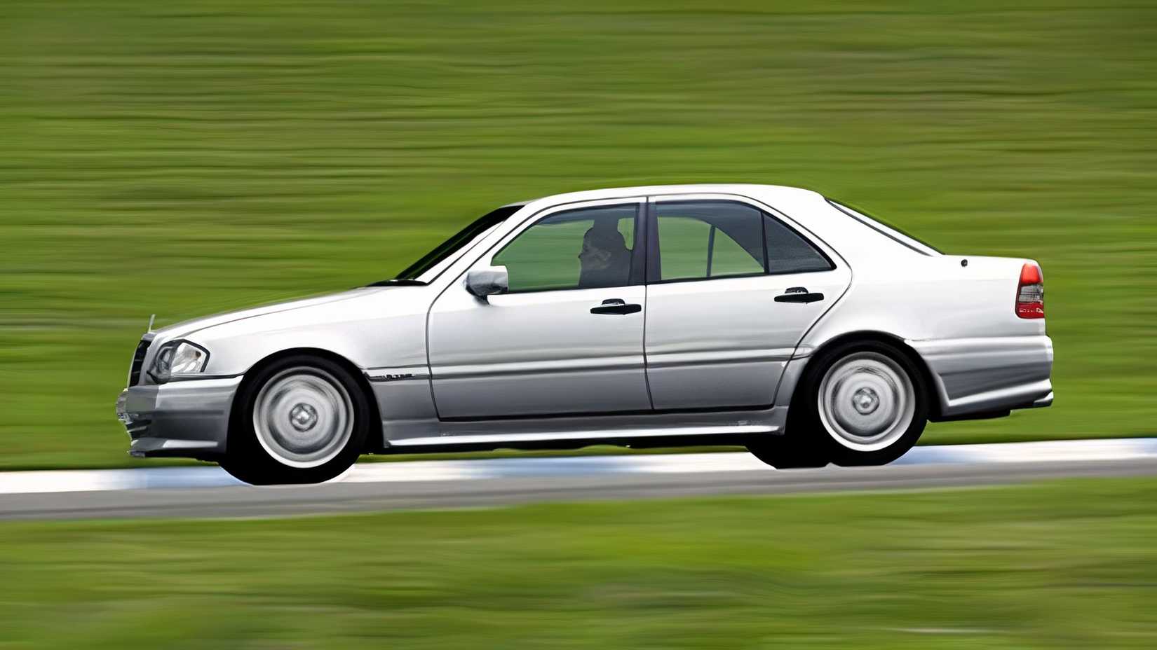 The Mercedes C36 AMG Is A '90s Performance Bargain