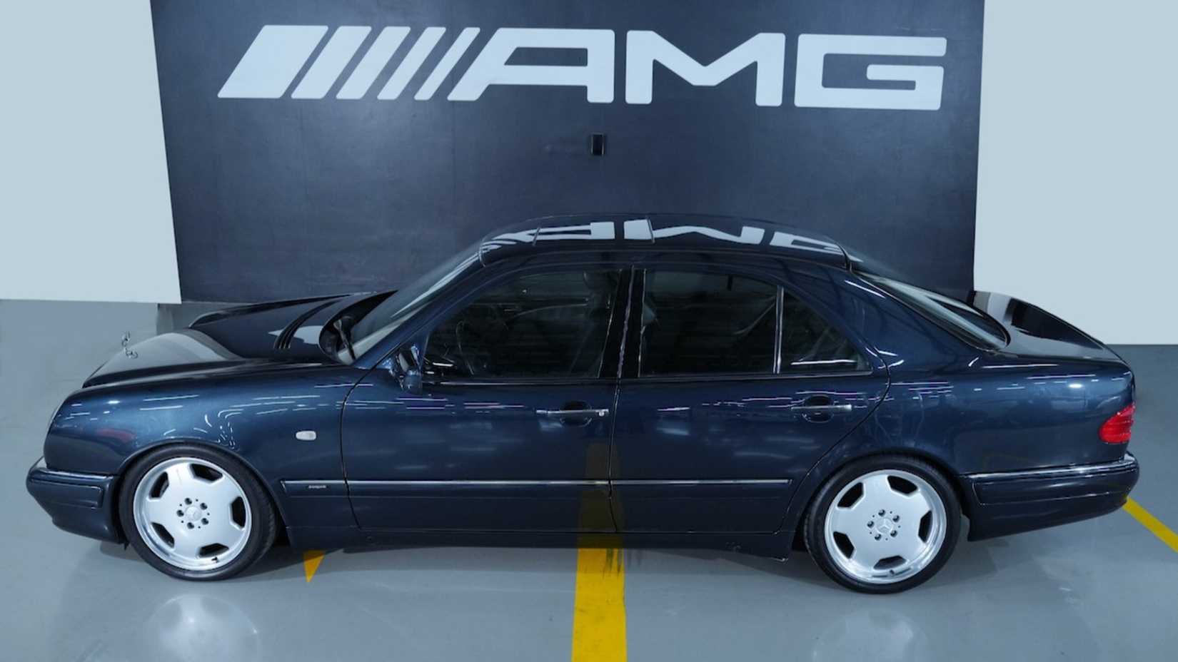 Mercedes-Benz E60 AMG (W210): A Rare High-Performance E-Class
