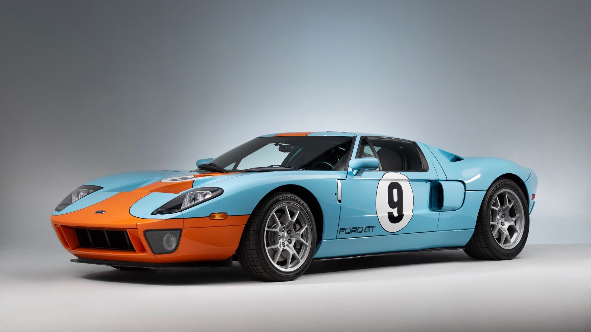 Ford Will Sell Its Own Heritage Fleet 2006 GT At Barrett-Jackson