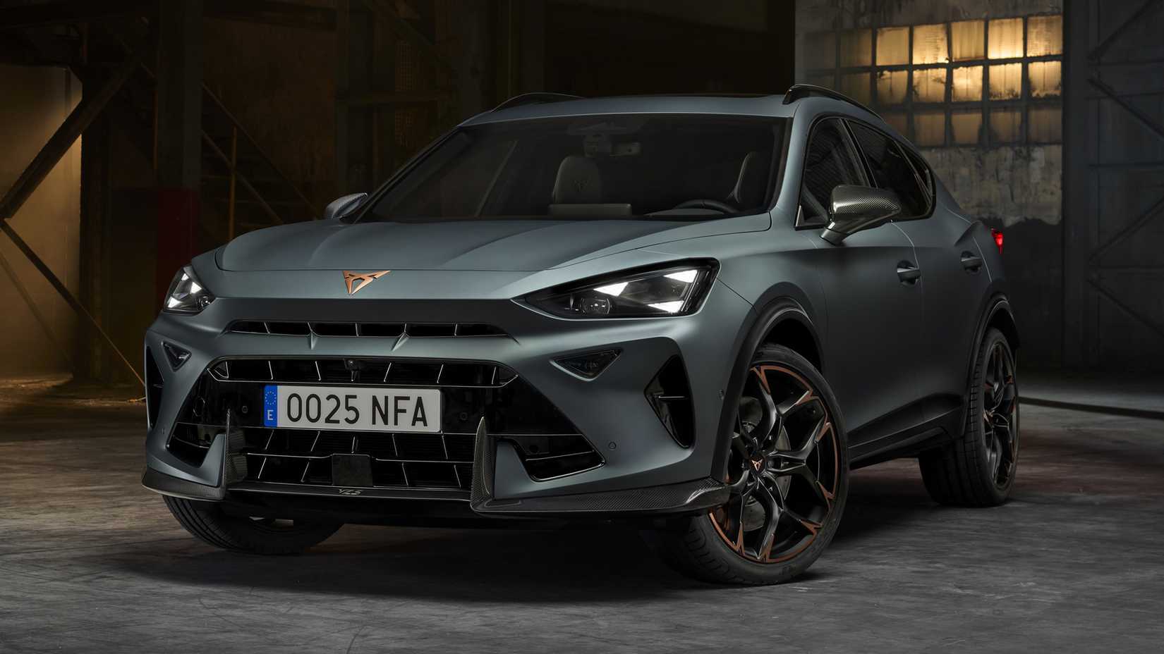 2026 Cupra Formentor VZ5 Debuts: 385 HP From Audi Turbo 5-Cylinder Engine