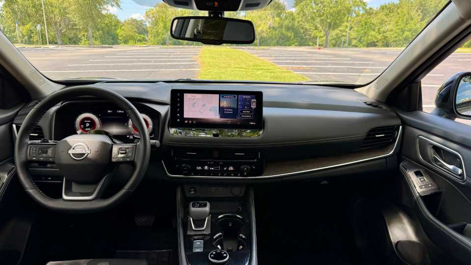 2025 Nissan Rogue Pricing, Photos & Specs