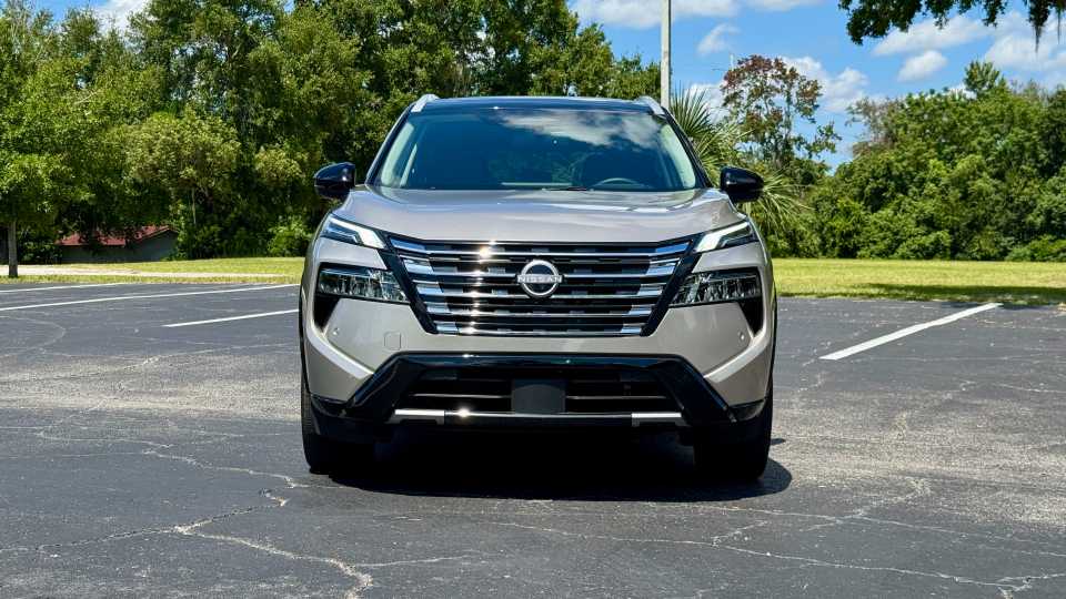 2025 Nissan Rogue Pricing, Photos & Specs