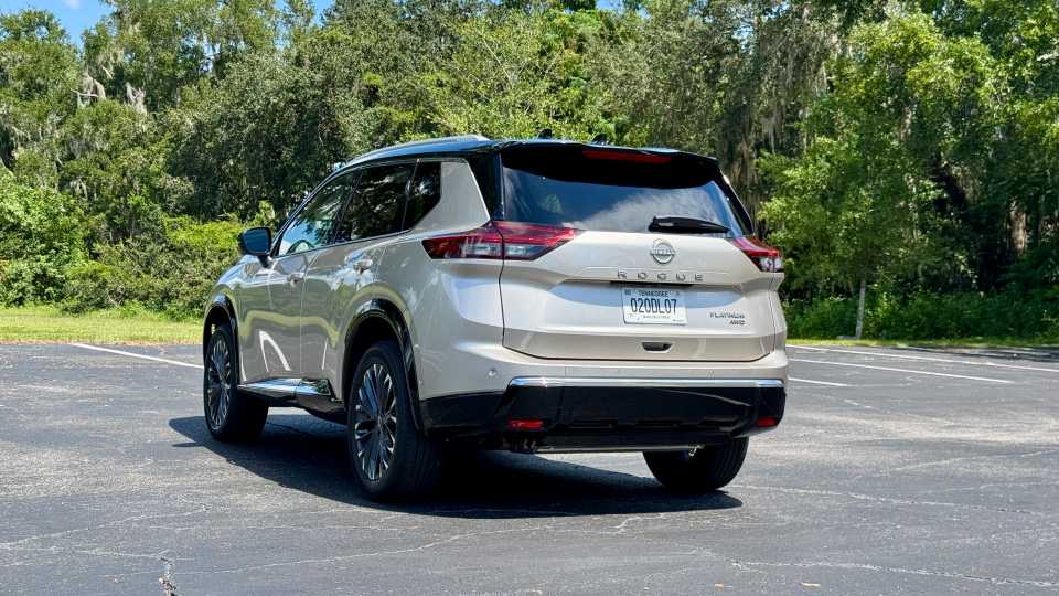 2025 Nissan Rogue Pricing, Photos & Specs