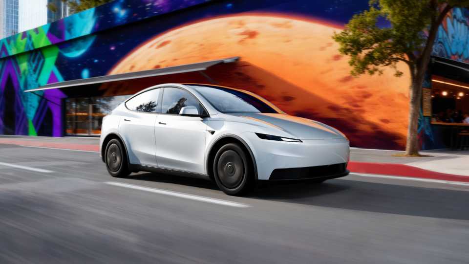 2026 Tesla Model Y Pricing, Photos & Specs