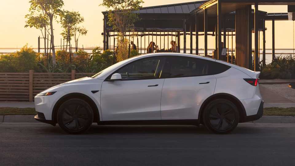 2026 Tesla Model Y Pricing, Photos & Specs