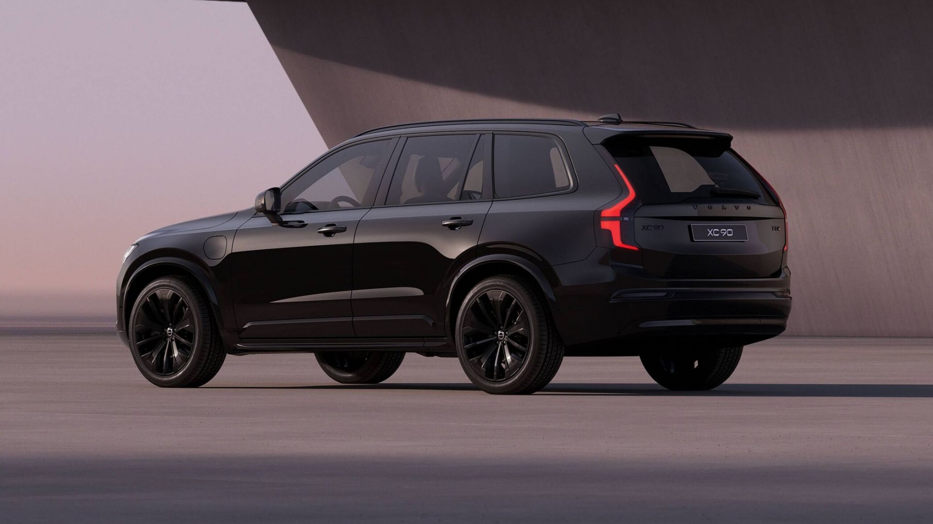 2026 Volvo XC90 Pricing, Photos & Specs