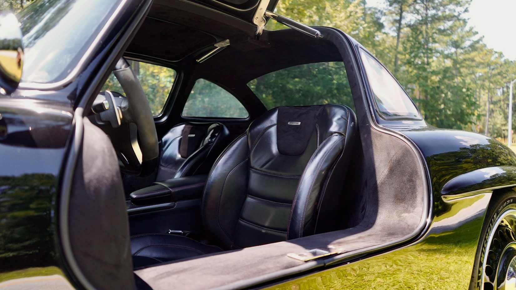 Mercedes 300SL Gullwing Restomod Is A Reskinned AMG SLK 55 With 415 HP