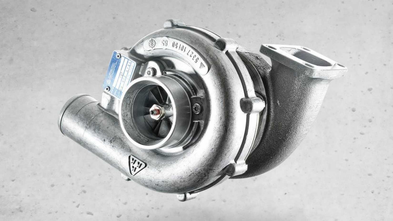 The Porsche 911 Turbo's Variable Turbine Geometry Was A Gamechanger