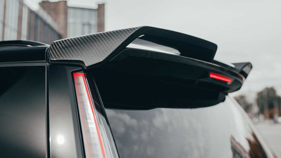 Larte Design Reveals Esthete Body Kit For The 2025 Cadillac Escalade