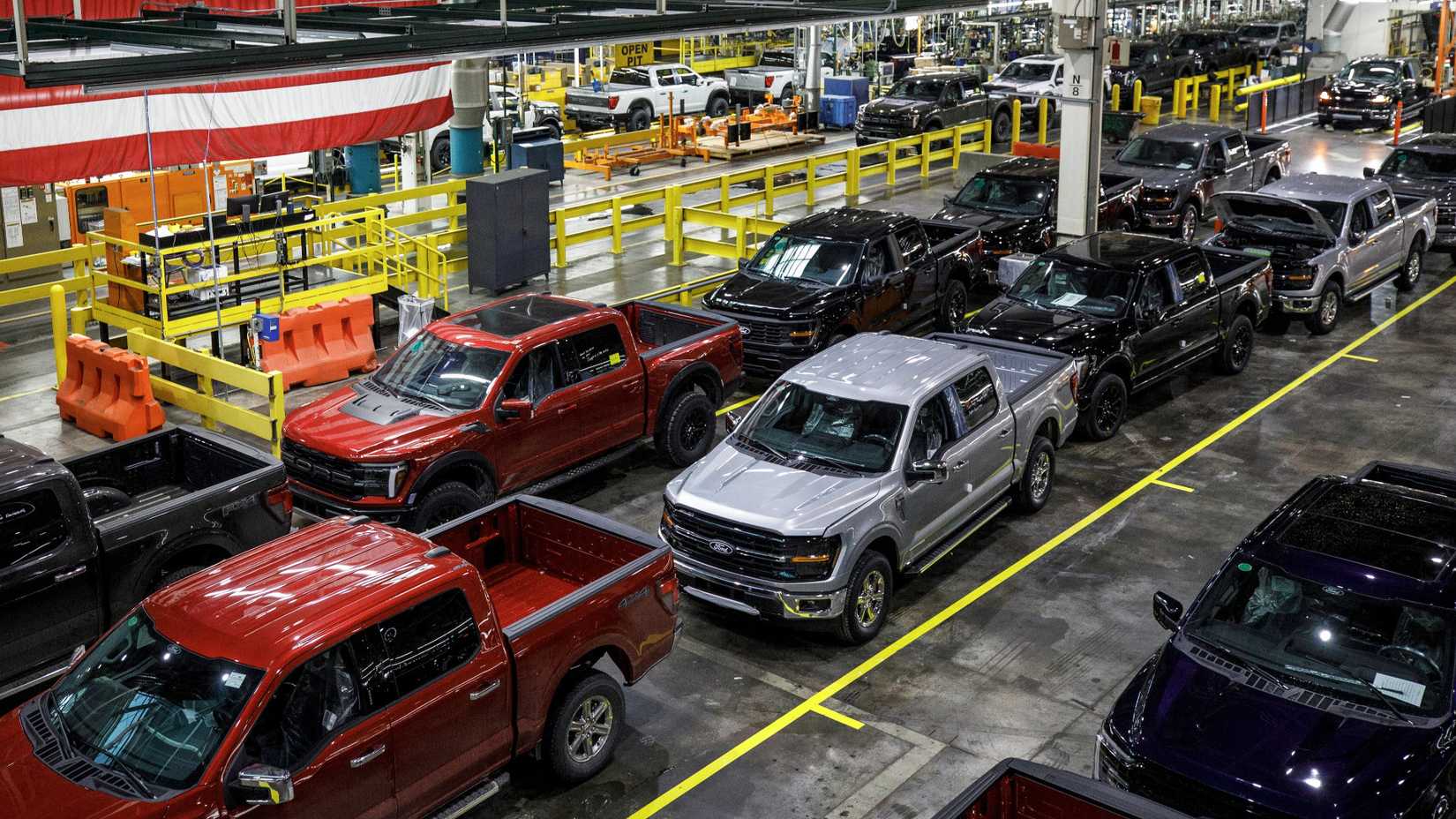 Ford Recalls 272K Mavericks, Mach-Es, And Lightning Trucks For Rollaway ...