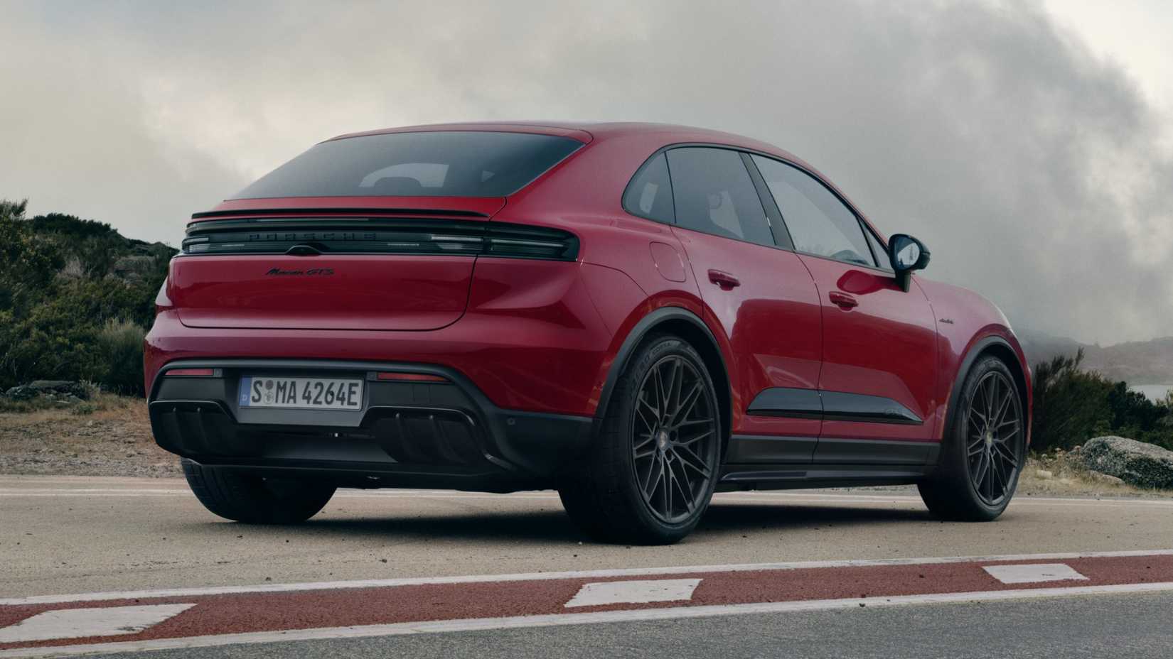 2026 Porsche Macan GTS Has The Turbo's Rear Motor And Makes 509 HP