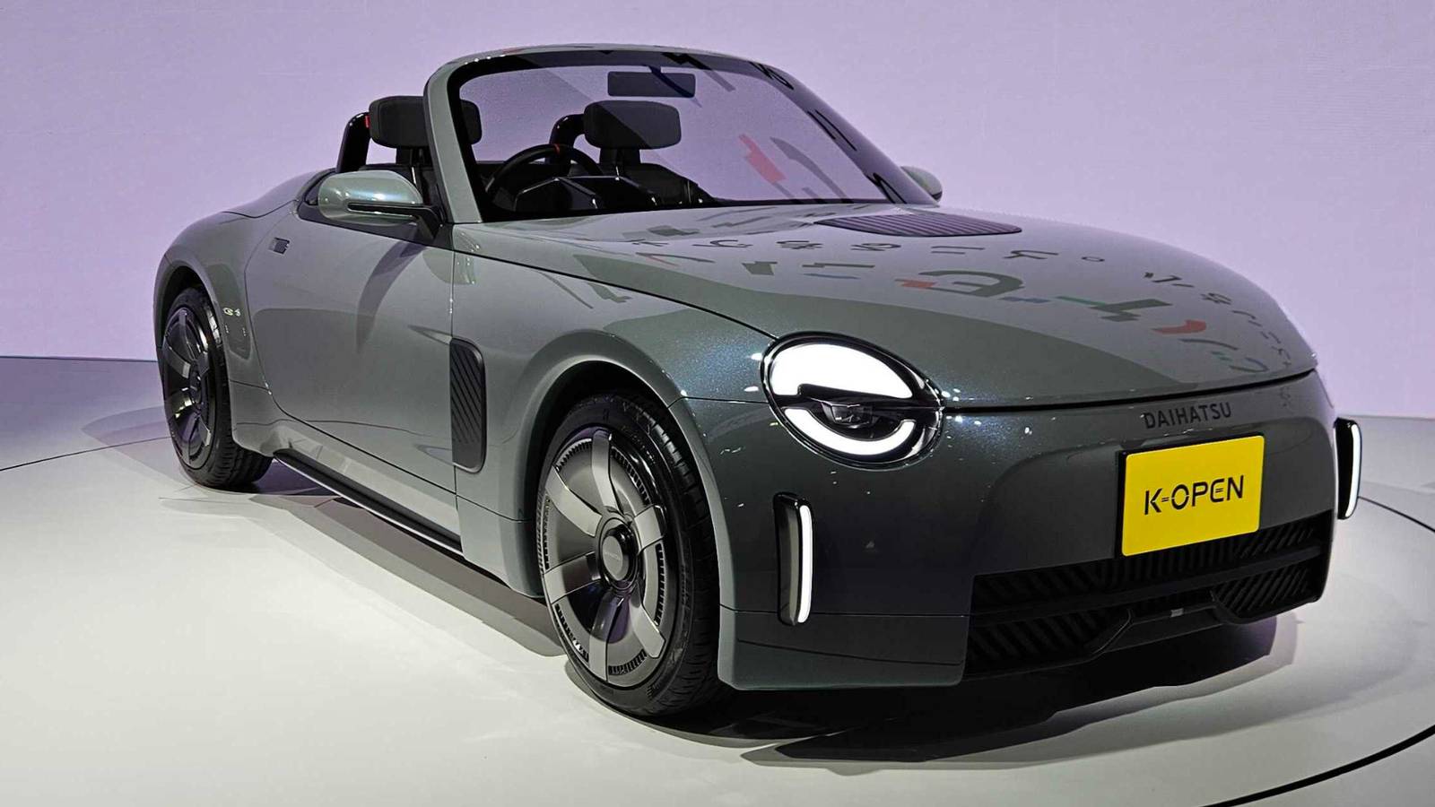 Daihatsu Previews Sportier, RWD-Equipped Third-Generation Copen Roadster