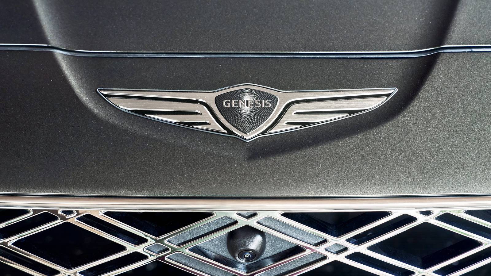 The Genesis GV80: The Rising Star in Luxury Midsize SUVs