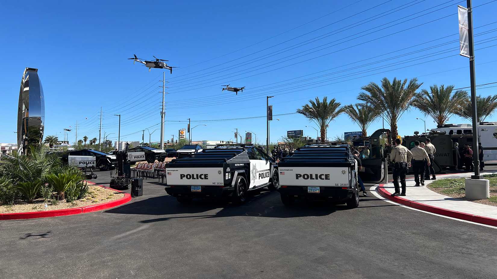 Las Vegas PD Get 10 Tesla Cybertrucks Ready For Police Duty