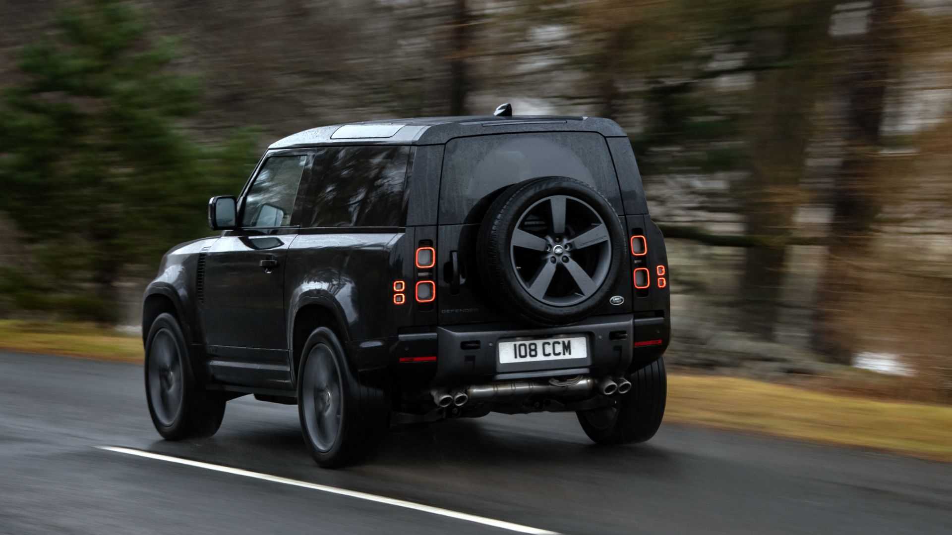 2024 Land Rover Defender Pricing, Photos & Specs