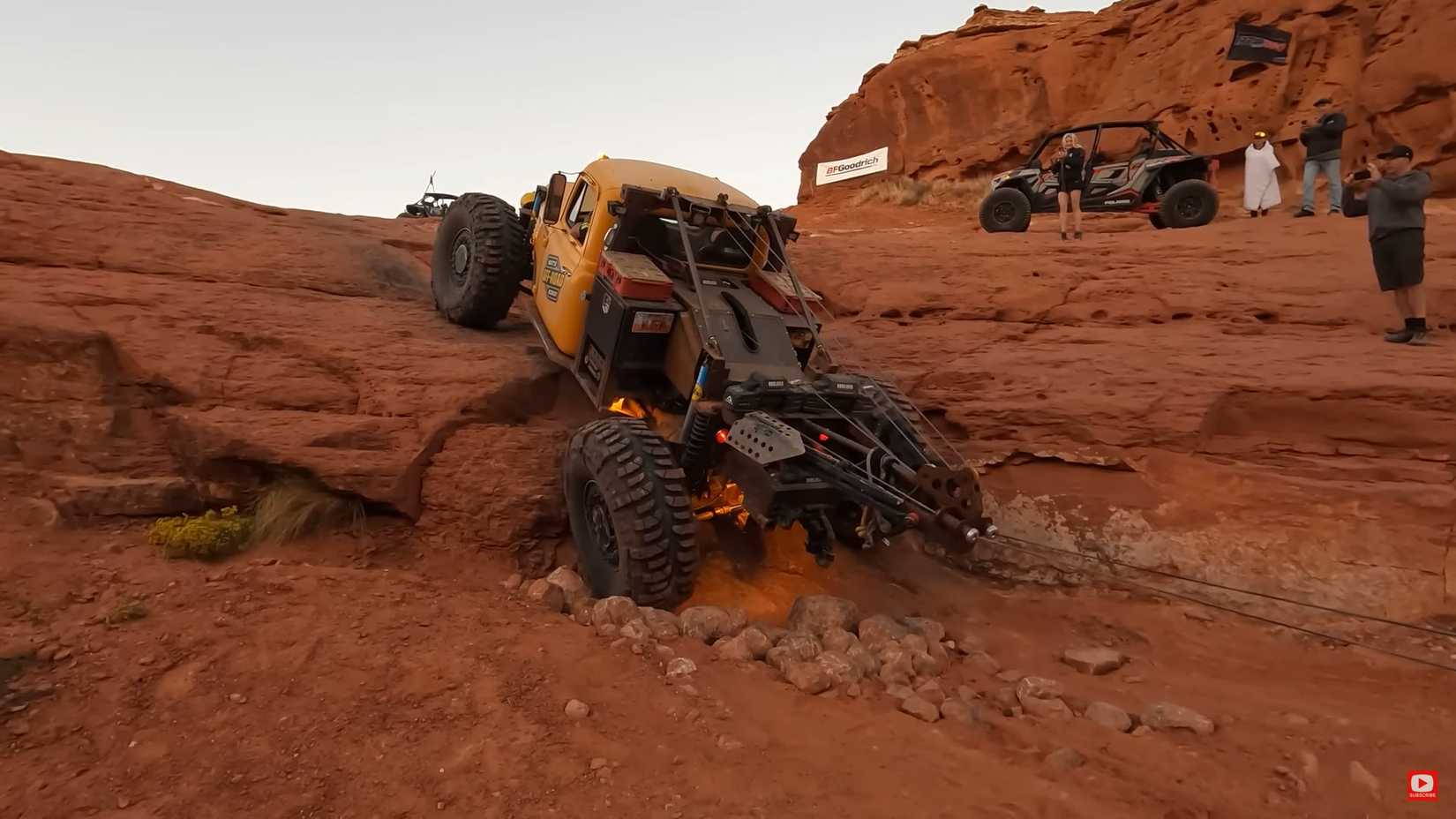 Watch This Custom Off-Road Wrecker Conquer Rocks To Save A Jeep