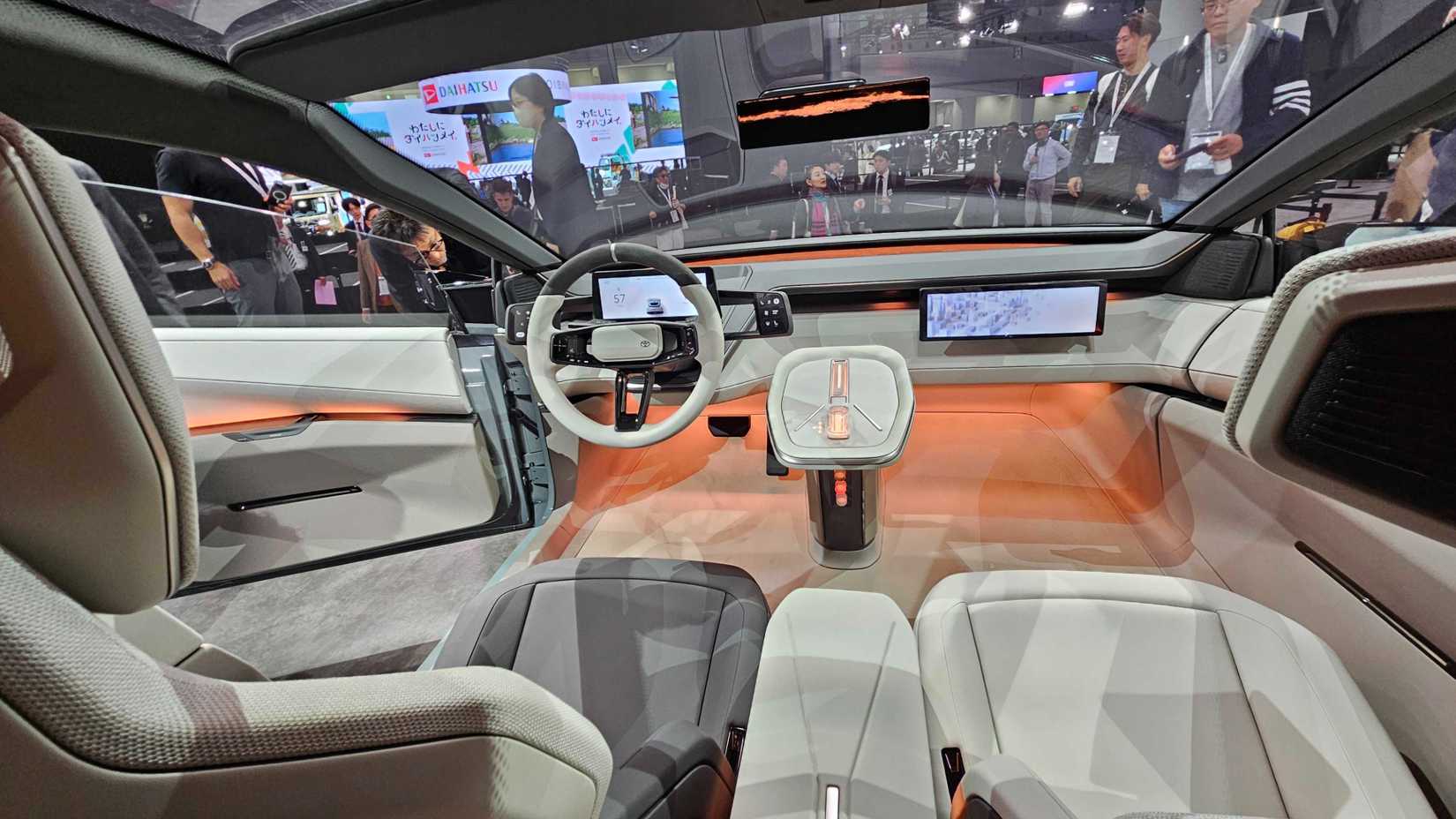 corolla design interior